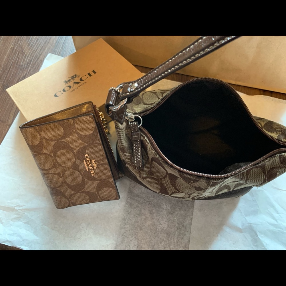 Coach Bundle/ Brown Signature Style - Gem